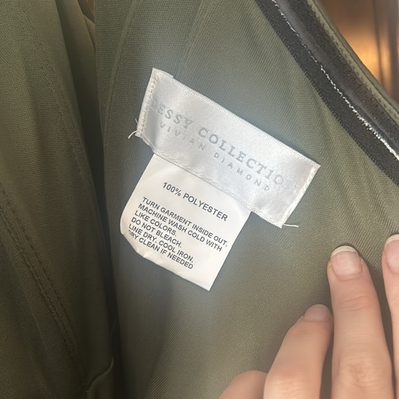 dressy collection | Dresses | Nwt 2r Dressy Collection Olive Green Gown ...